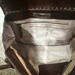 Be & D | Bags | Designer Distressed Leather Bag With Brass Detailing ...